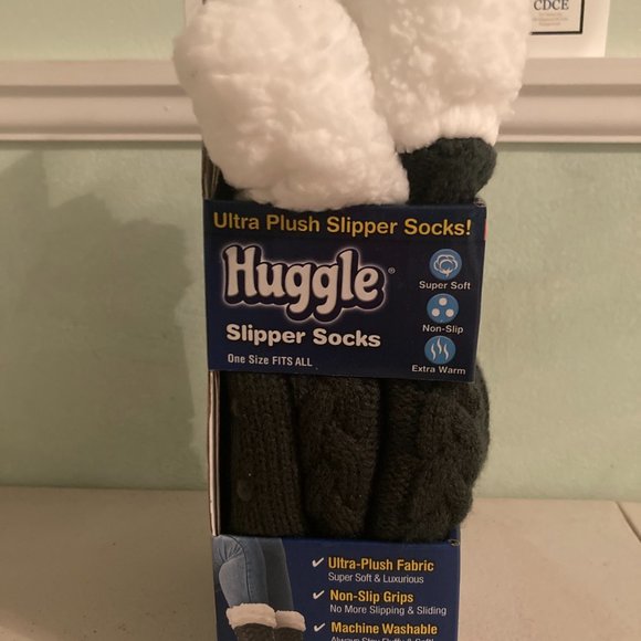 Ontel | Accessories | Huggle Ultra Plush Slipper Socks One Size Fits ...